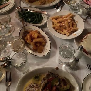 BAMONTE’S - 277 Photos & 427 Reviews - 32 Withers St, Brooklyn, New ...