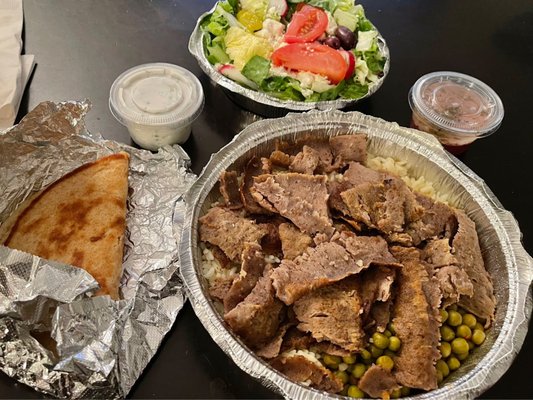 GREEK TOWN FAMILY RESTAURANT - Updated December 2025 - 104 Photos & 261 ...