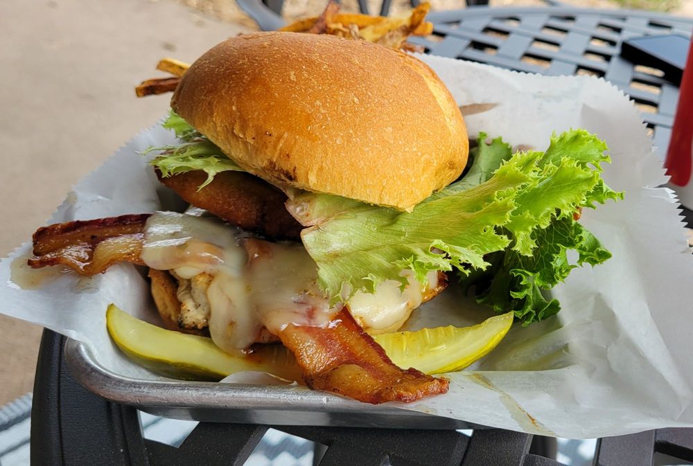 EDDY’S ON THIRD - Updated December 2025 - 27 Photos & 29 Reviews ...