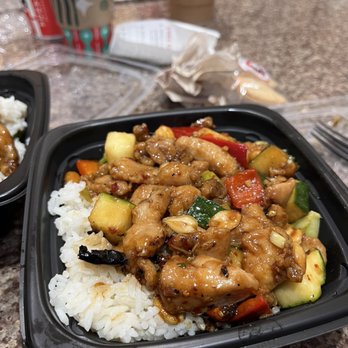PANDA EXPRESS - Updated July 2025 - 32 Photos & 79 Reviews - 1440 N ...