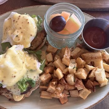 MAGNOLIA HOUSE - Updated June 2024 - 2387 Photos & 1437 Reviews - 492 S ...