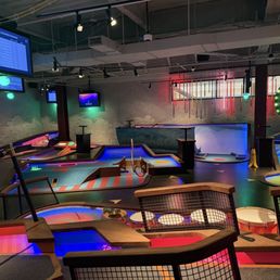 PUTTSHACK - HOUSTON - Updated December 2025 - 448 Photos & 237 Reviews ...