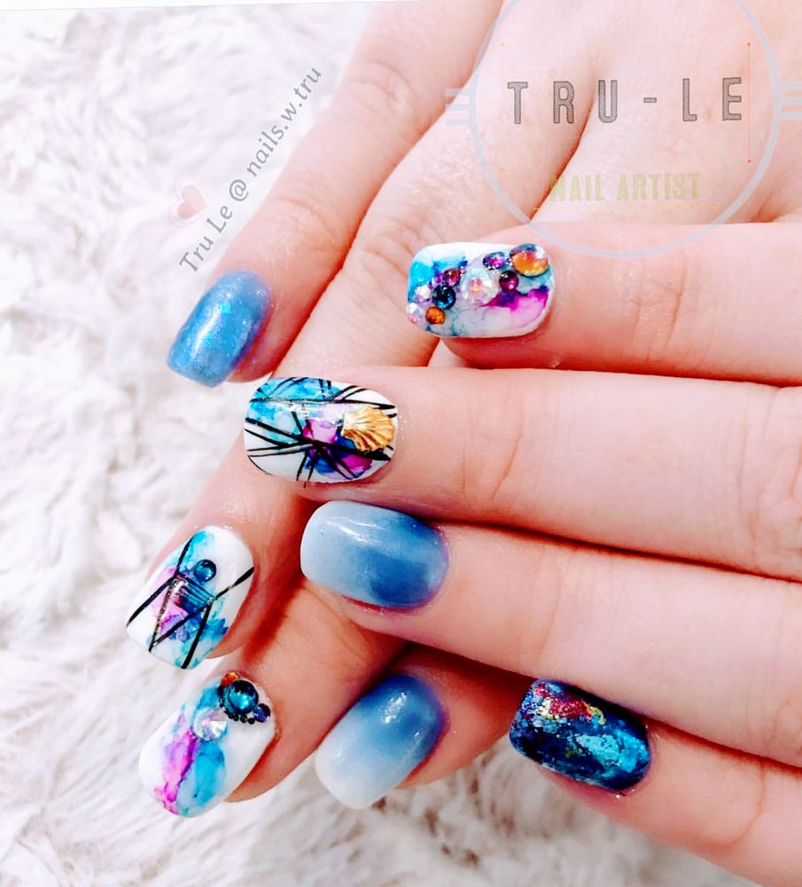 KARMA NAILS LOUNGE - 135 Photos & 21 Reviews - 17B Premium Outlet Blvd ...