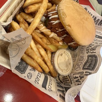 CLUCK FACE NASHVILLE HOT CHICKEN - Updated August 2024 - 64 Photos & 66 ...