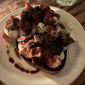 BELLWETHER BAR - Updated April 2025 - 116 Photos & 63 Reviews - 6031 SE ...