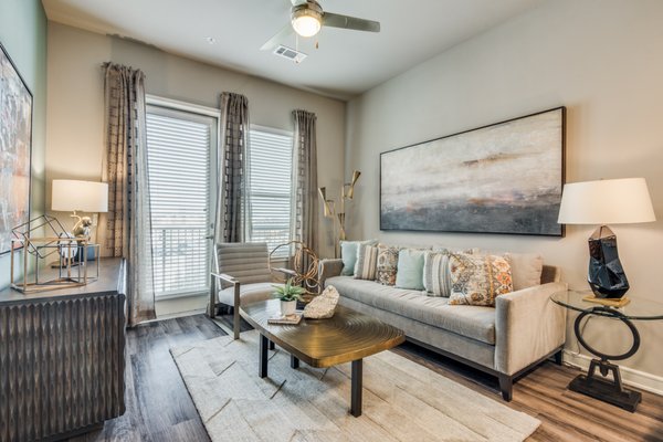 ZRS MANAGEMENT - 95 Photos & 34 Reviews - 2001 Summit Park Dr, Orlando ...