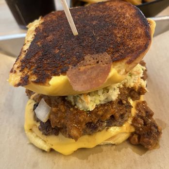 GROOVY BEAST - Updated September 2025 - 167 Photos & 197 Reviews - 1611 ...