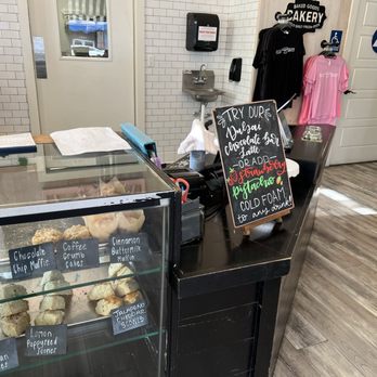 BELLA BAKERY - Updated November 2025 - 140 Photos & 124 Reviews - 1501 ...