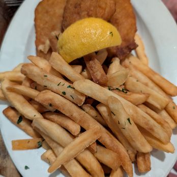 MERLINS REST PUB - Updated December 2025 - 249 Photos & 291 Reviews ...