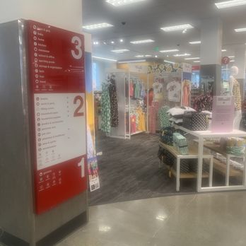 TARGET - Updated December 2025 - 284 Photos & 458 Reviews - 1401 2nd ...