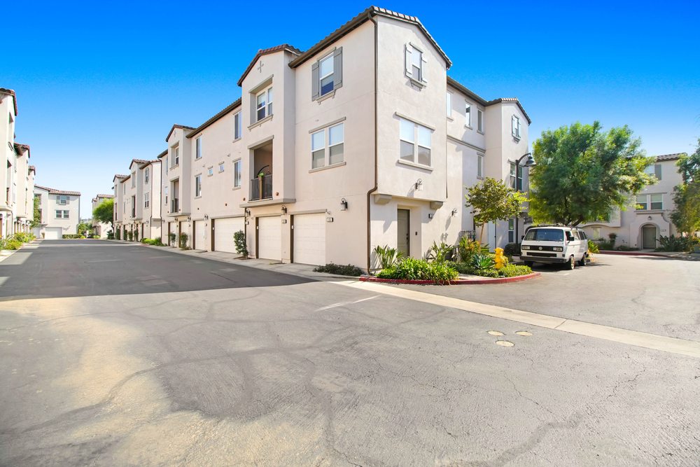 MAX PROPERTY MANAGEMENT - Updated December 2025 - 31 Photos - 9027 ...