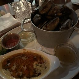 SALT CELLAR - Updated July 2025 - 675 Photos & 1012 Reviews - 550 N ...