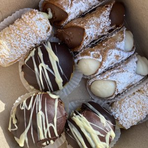 COMMISSO ITALIAN BAKERY - Updated June 2024 - 27 Photos & 18 Reviews ...