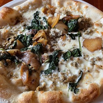 PIZZERIA TRA VIGNE - Updated September 2024 - 1080 Photos & 930 Reviews ...