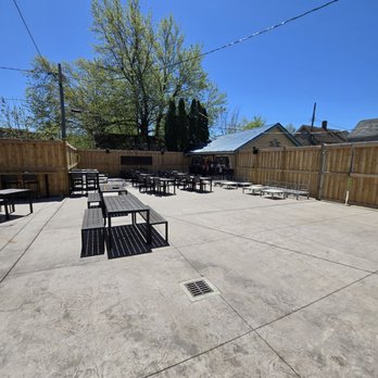 BUFFALO OLDE BREWERY - Updated September 2025 - 180 Photos & 86 Reviews - 1221 E Lovejoy St ...