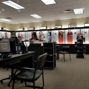 VISIONWORKS DOCTORS OF OPTOMETRY - 13 Photos & 34 Reviews - 1609 N ...