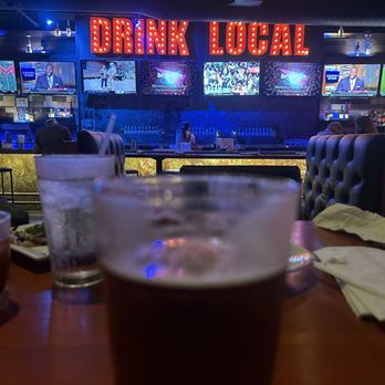 PUB52 GASTROPUB & KITCHEN - Updated October 2025 - 652 Photos & 247 ...