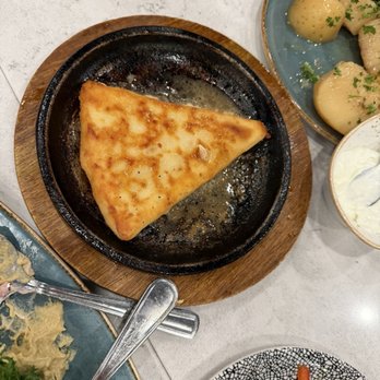 MEZES - Updated December 2025 - 391 Photos & 292 Reviews - 456 Danforth ...