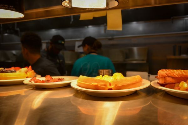 EGGS UP GRILL - Updated March 2025 - 56 Photos & 46 Reviews - 101 Canoy ...