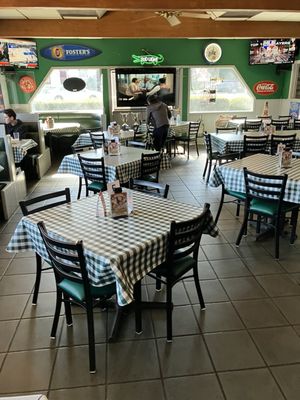 GATORS WING SHACK GRILL & PIZZERIA - Updated January 2026 - 236 Photos ...