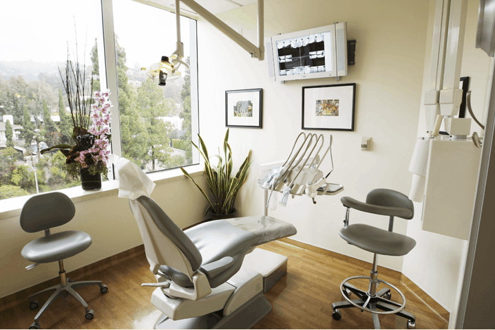 WILLIAM TOTH, DDS - Updated May 2026 - 10 Reviews - 9201 W Sunset Blvd ...