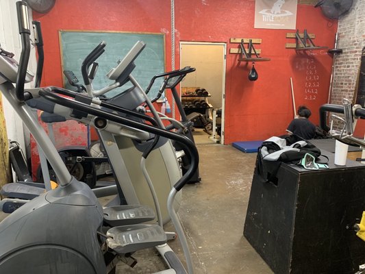 BODY DOCTOR’S GYM - Updated October 2025 - 13 Reviews - 4439 St Louis ...