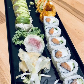 SAGE SUSHI LOUNGE - Updated August 2024 - 113 Photos & 52 Reviews ...