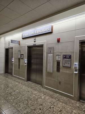 IU HEALTH METHODIST HOSPITAL - Updated December 2025 - 52 Photos & 105 ...