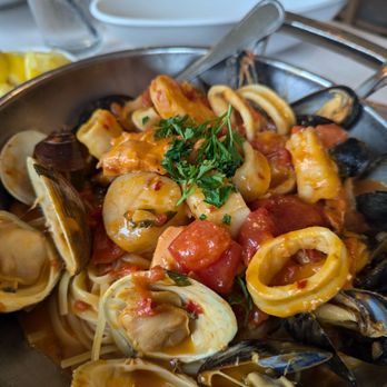 BANCHETTO RESTAURANT - Updated December 2025 - 733 Photos & 281 Reviews ...