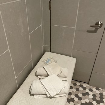 FLOAT SPA 19 - Updated January 2026 - 33 Photos & 37 Reviews - 1212 S ...