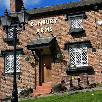 THE BUNBURY ARMS - Updated July 2025 - 40 Photos - Little Stanney Lane ...