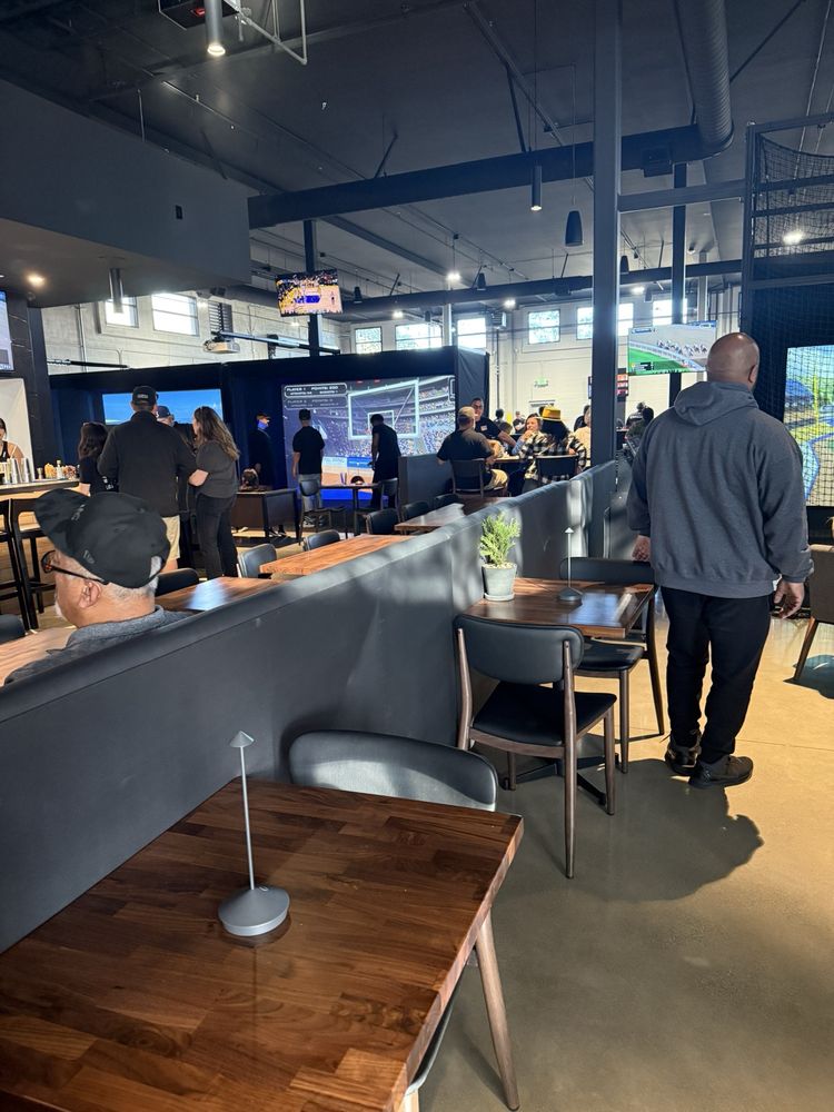 THE VARSITY CLUB - Updated April 2025 - 10 Photos & 31 Reviews - 5811 ...