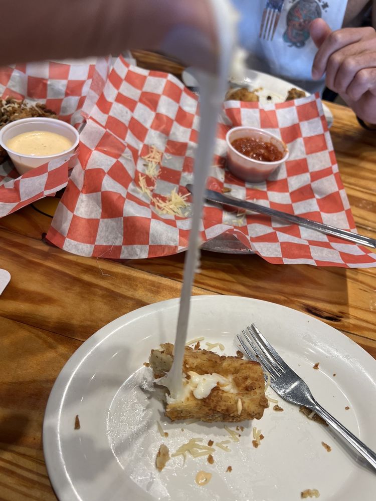 CLUCKERS CORYDON - Updated December 2025 - 30 Photos & 32 Reviews ...