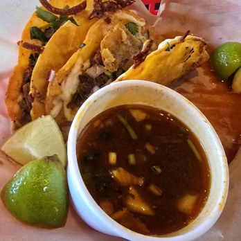 DOGOS VIP - Updated October 2025 - 112 Photos & 73 Reviews - 6125 ...