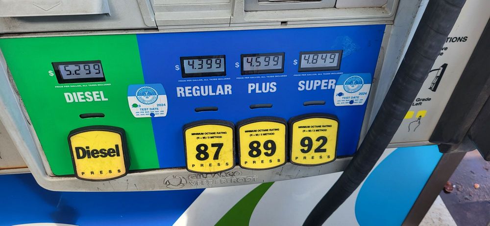 ALOHA QUALITY GASOLINE - Updated August 2025 - 94-826 Ukee St, Waipahu ...