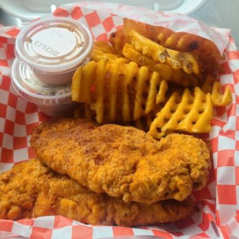 CHICKY SANDOS - Updated December 2025 - 71 Photos & 63 Reviews - 7930 ...