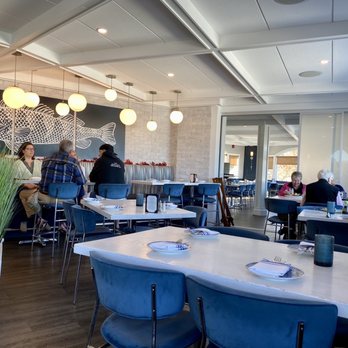 CHESAPEAKE INN RESTAURANT - Updated July 2024 - 614 Photos & 427 ...