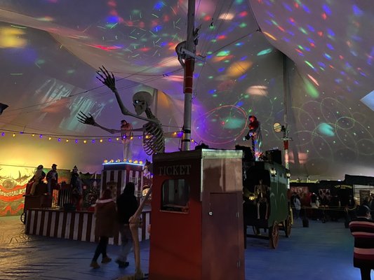 DEAD TIME DREAMS HAUNTED ATTRACTIONS - Updated October 2025 - 196 ...