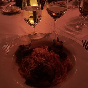 PIERO’S ITALIAN CUISINE - 731 Photos & 777 Reviews - 355 Convention ...