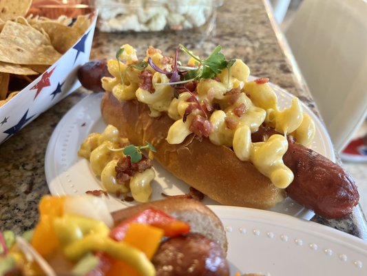 BIG CITY DOGZ - Updated October 2025 - 25 Photos & 10 Reviews - Vista ...