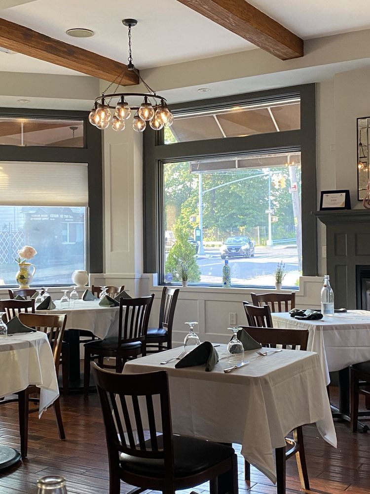 LIOLA - Updated August 2025 - 165 Photos & 117 Reviews - 15-01 149th St ...