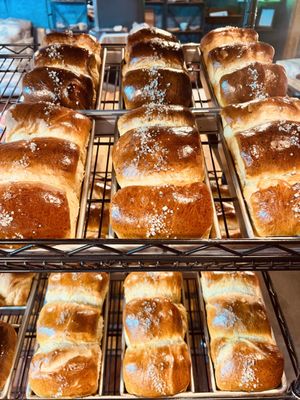 EMERAUDE BAKERY - Updated June 2025 - 10 Photos - 9904 Lebanon Rd, Mt ...