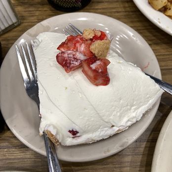 STRAWN’S EAT SHOP - Updated January 2026 - 938 Photos & 924 Reviews ...