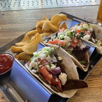 BROOK’S KITCHEN & TAP - Updated March 2025 - 208 Photos & 218 Reviews ...