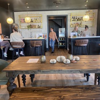 CHAPTER BOOK LOUNGE - Updated March 2025 - 41 Photos & 23 Reviews - 996 ...