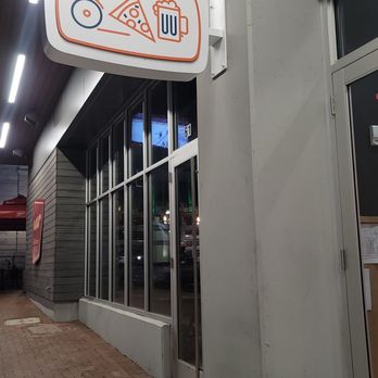 PIZZA DYNAMO - Updated October 2025 - 71 Photos & 26 Reviews - 61B N ...