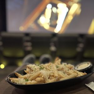 MOVIEHOUSE & EATERY BY CINÉPOLIS - Updated May 2025 - 162 Photos & 349 ...