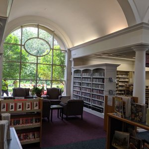 MILLER MEMORIAL CENTRAL LIBRARY - Updated April 2025 - 22 Photos - 2901 ...