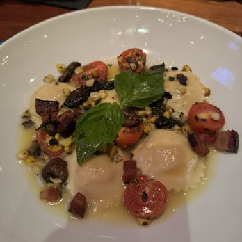 FIN POINT OYSTER BAR & GRILL - Updated December 2024 - 753 Photos & 574 ...