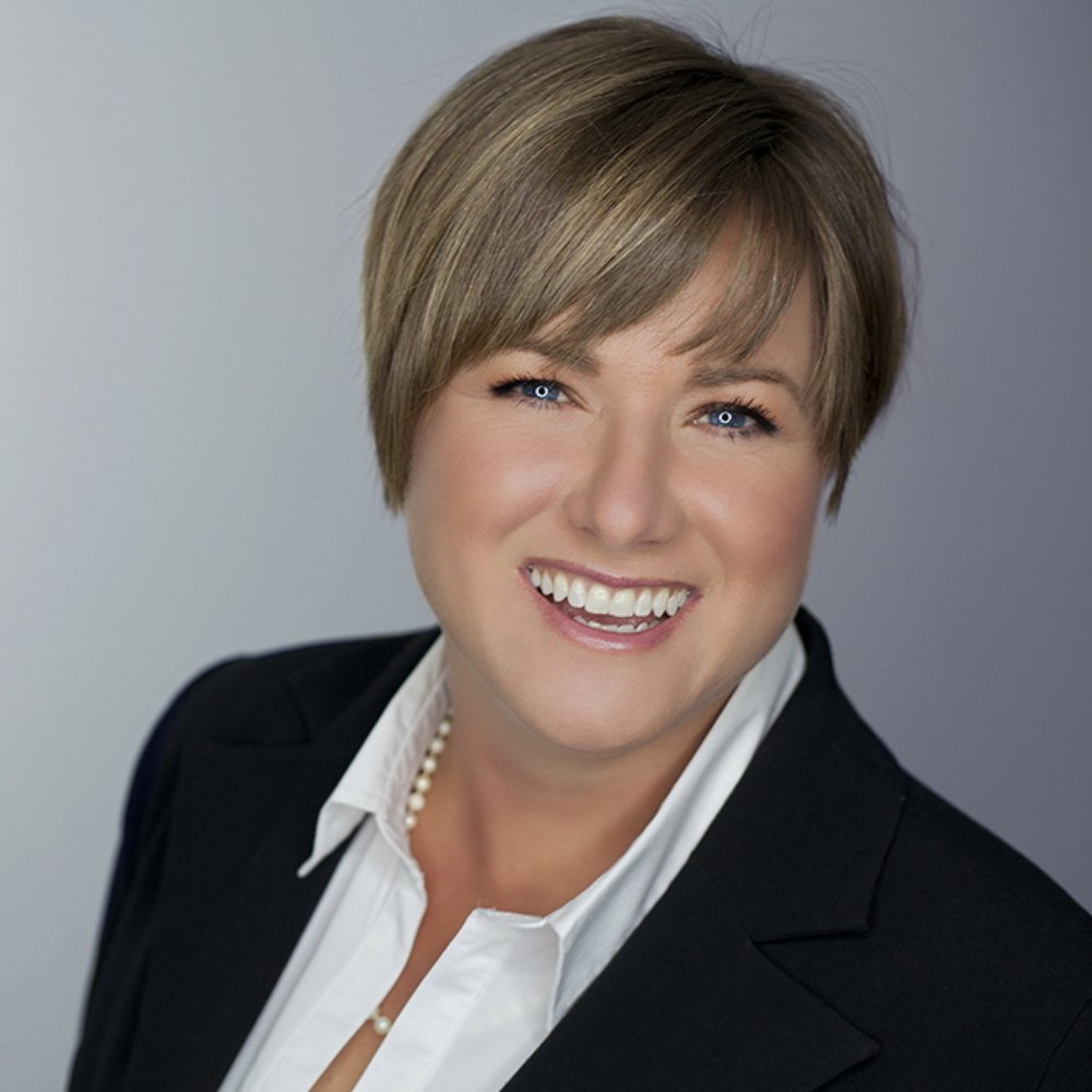 Christina Laughlin's Instagram, Twitter & Facebook on IDCrawl